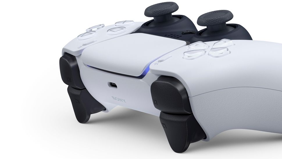 PS5 DualSense controller looks like a chunky boy in this leaked image ...