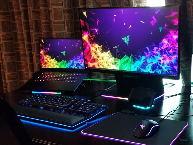Razer’s Colorful Raptor 27 Monitor Has a Flip-Top Head | Tom's Hardware