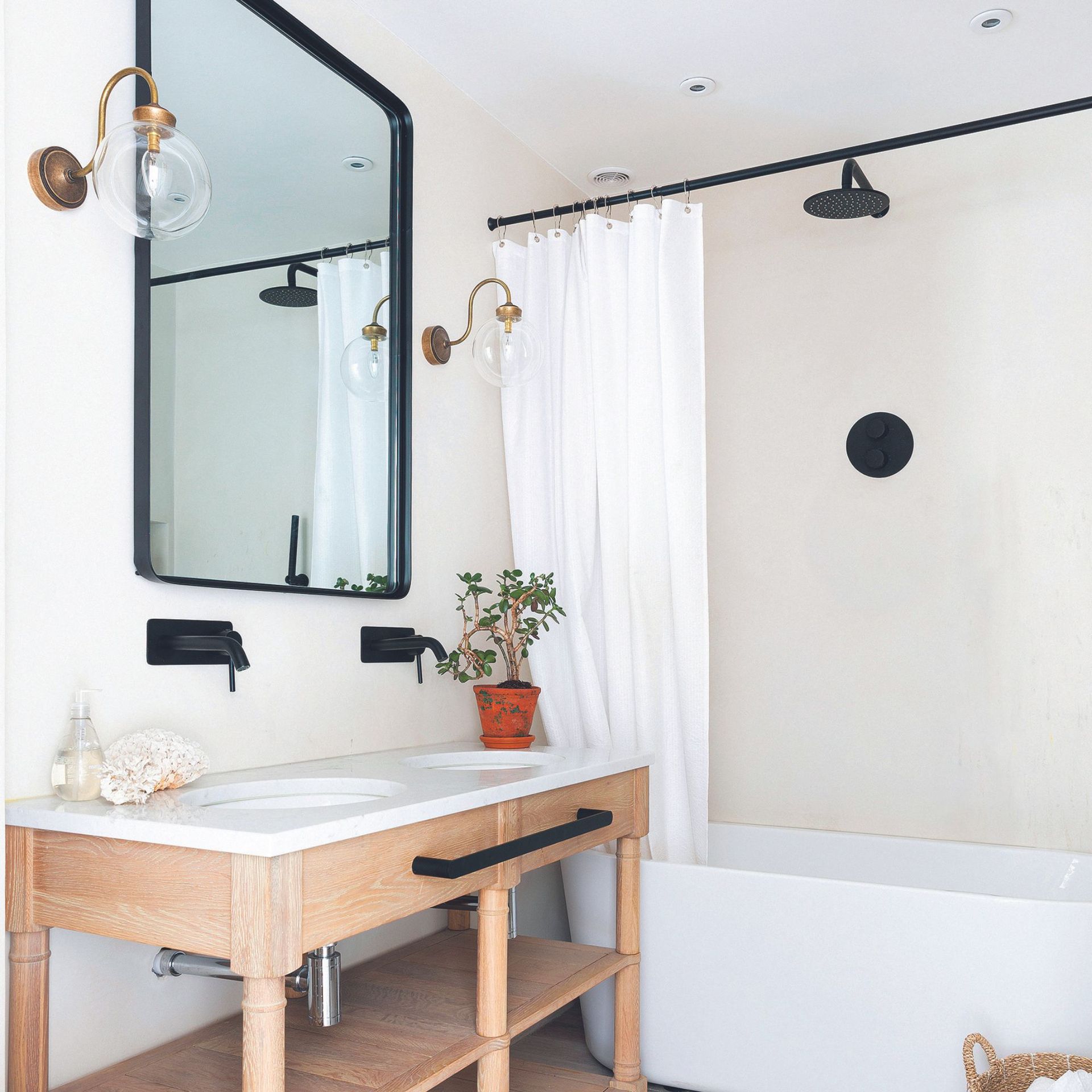 24 en-suite ideas to design the perfect bathroom retreat | Ideal Home