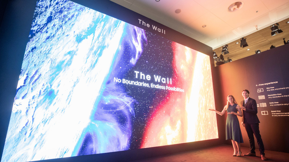 The World s Largest 8K Display Has No Bezel At All TechRadar