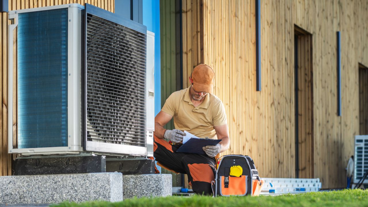 How to hide a heat pump - 4 ways to conceal your exterior unit without ...