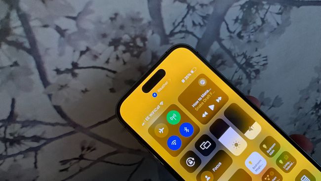 How to use eSIM on iPhone | iMore