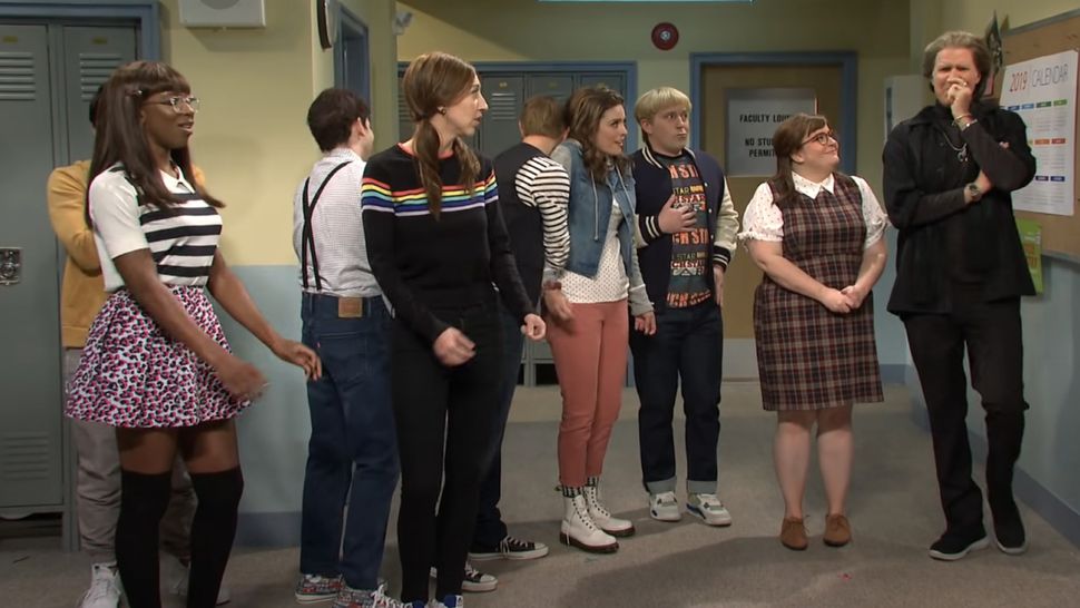32 Huge Stars Who Couldn't Stop Laughing During An SNL Sketch | Cinemablend