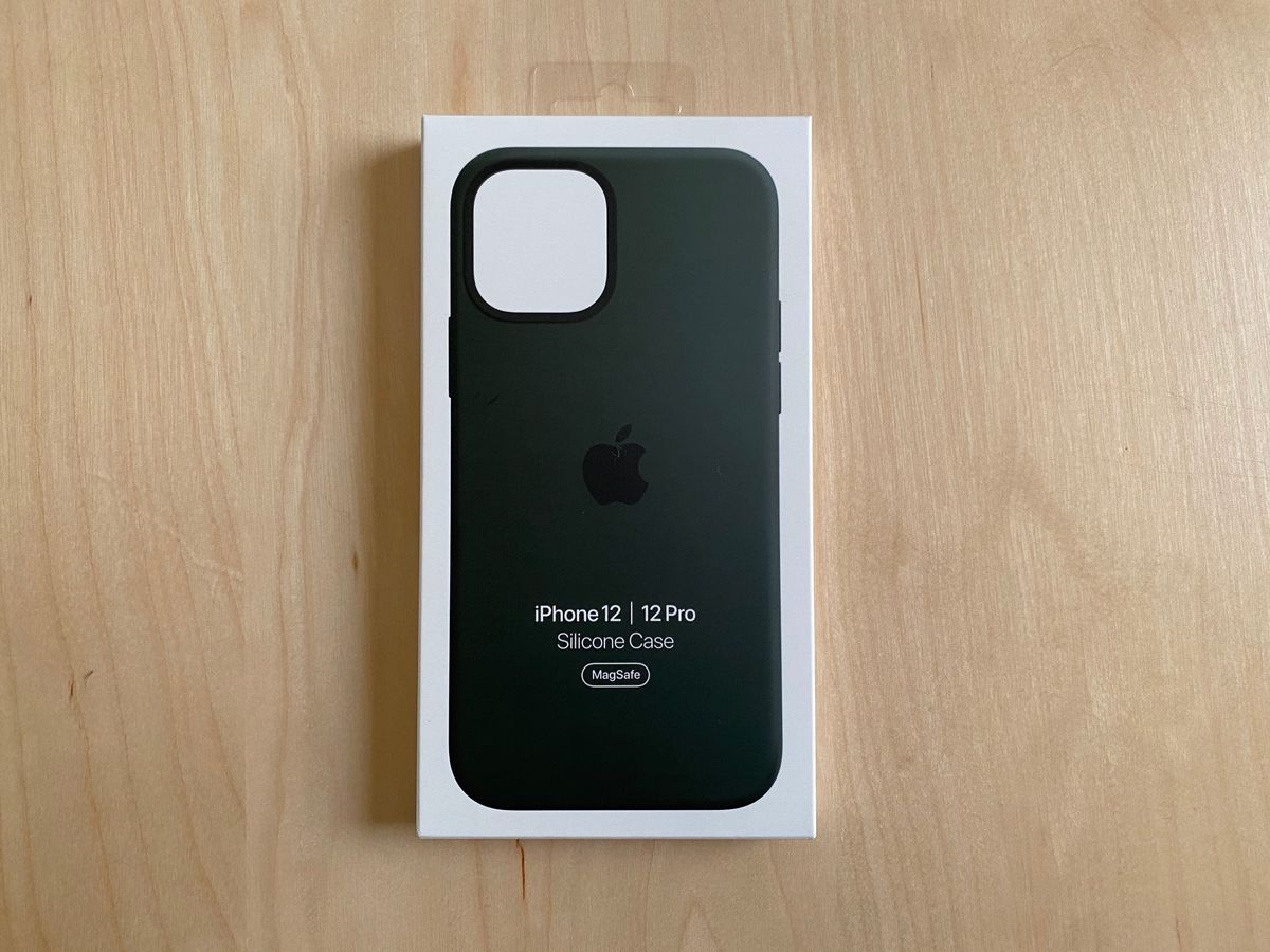 Hands-on with Apple's new MagSafe iPhone 12 case and MagSafe charger ...