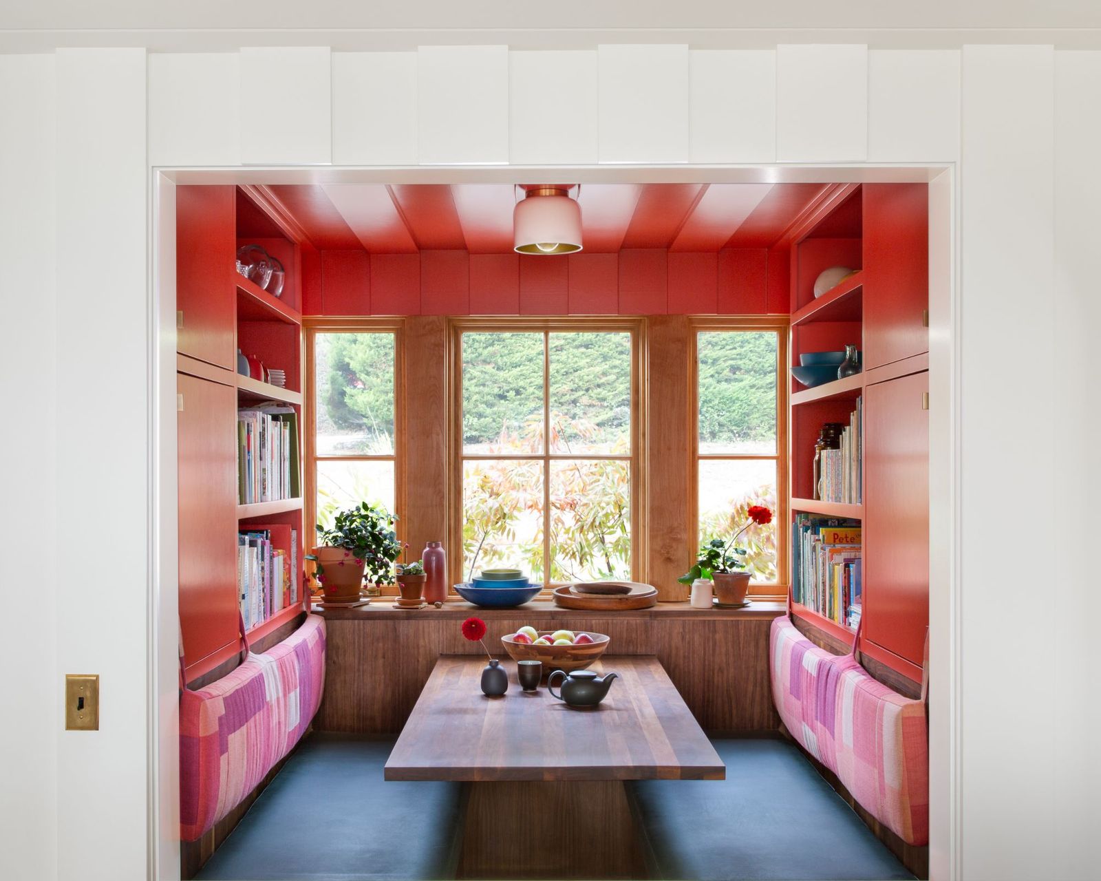 10 Benjamin Moore paint colors in real homes | Homes and Gardens