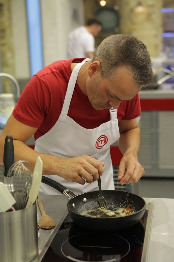 BBC MasterChef 2015 final: Simon, Emma and Tony battle it out to be ...