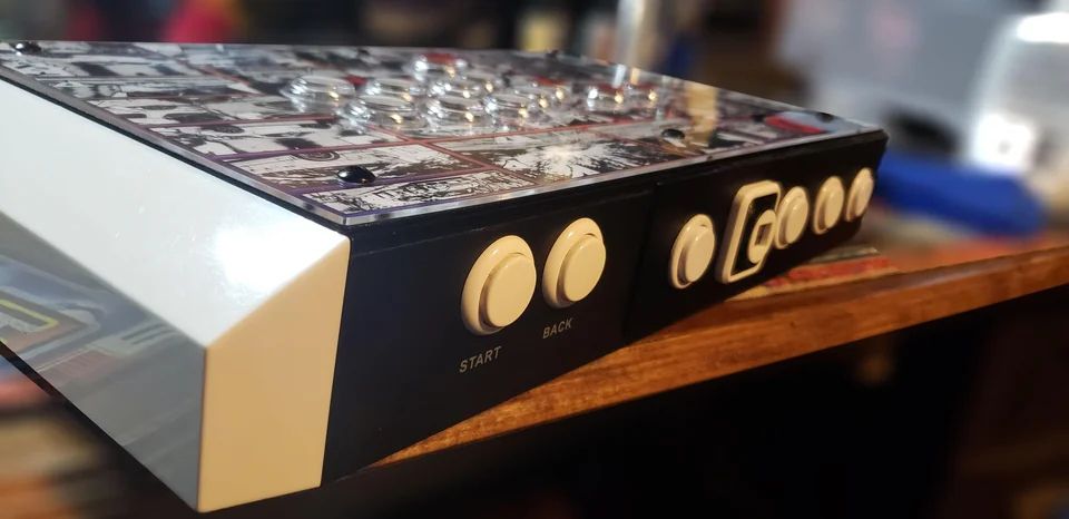 Dual Raspberry Pis Power Stickless Initial D-Themed TE1 Fight Stick | Tom's Hardware