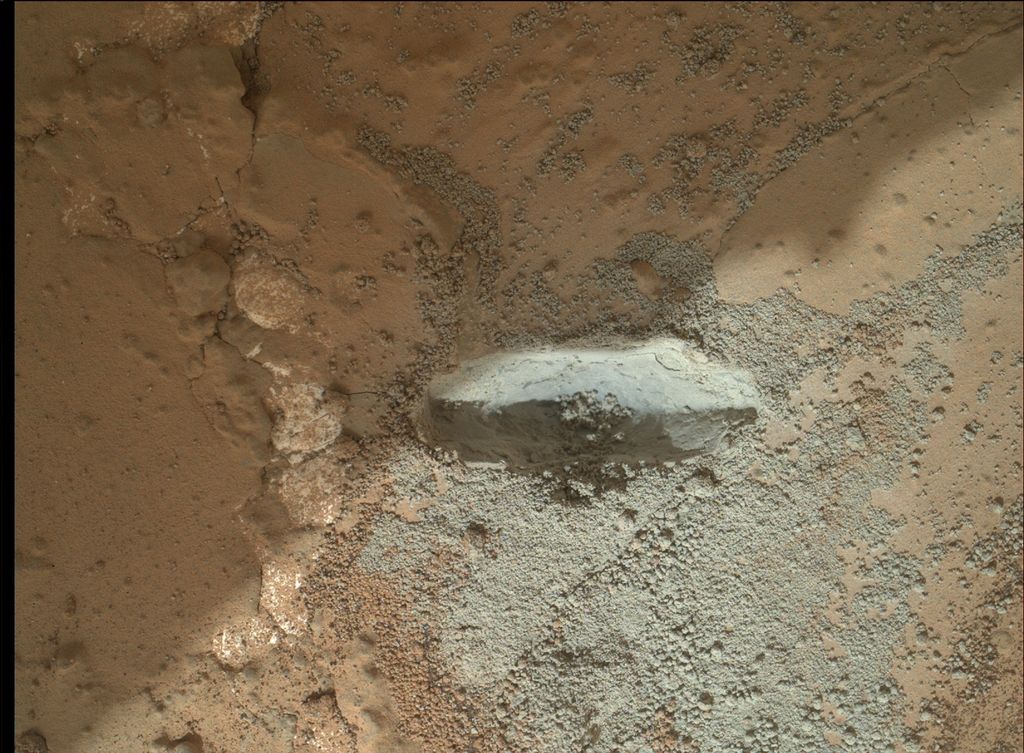 Mars Rover Curiosity Hammers into First Red Planet Rock | Space