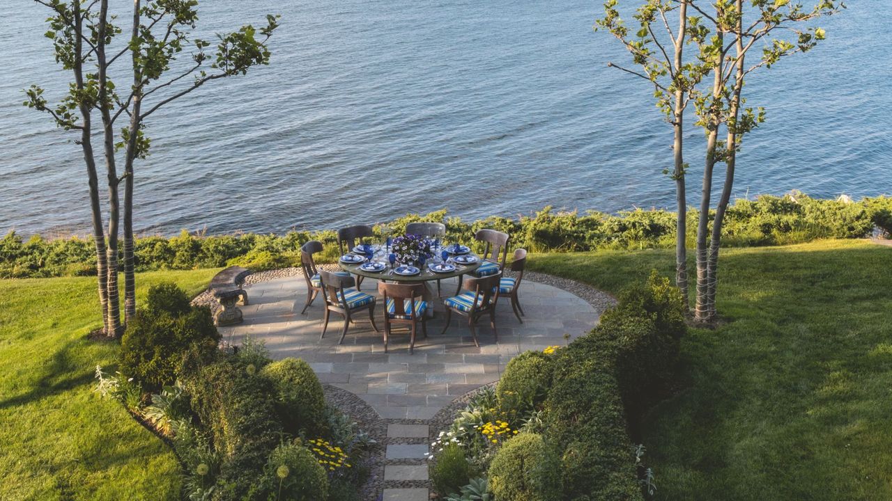 Coastal garden ideas: 10 ways to design gardens by the ocean | Homes ...