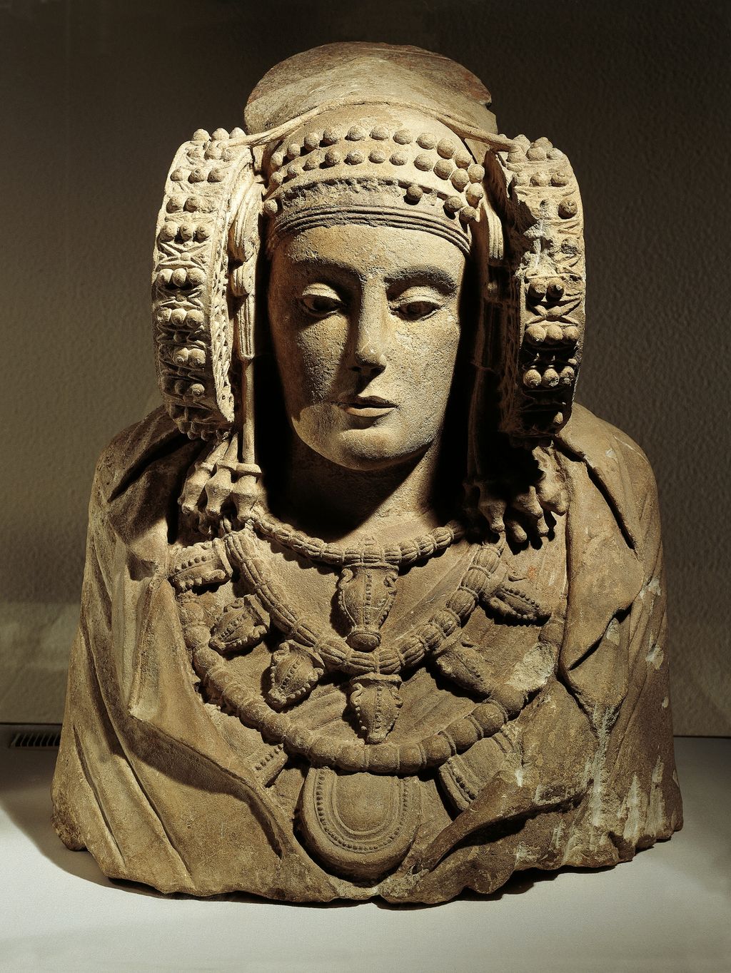Lady of Elche: A 2,400-year-old bust of a mysterious 'highborn' woman ...