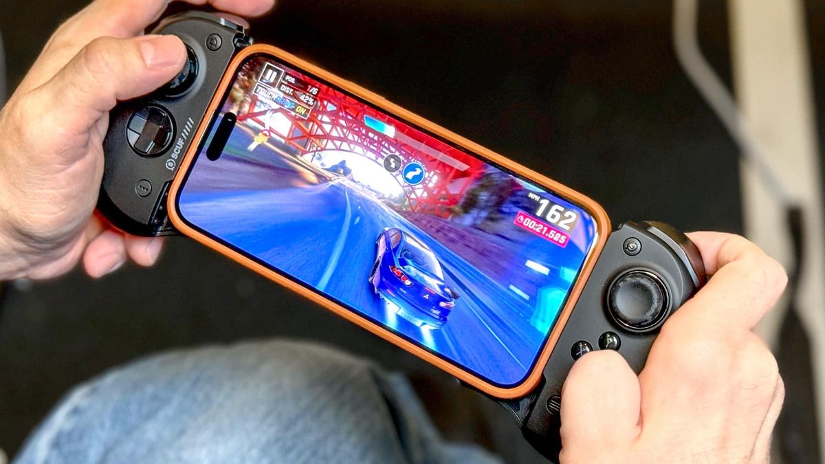 Best phone controllers 2025: take your mobile gaming to the next level ...