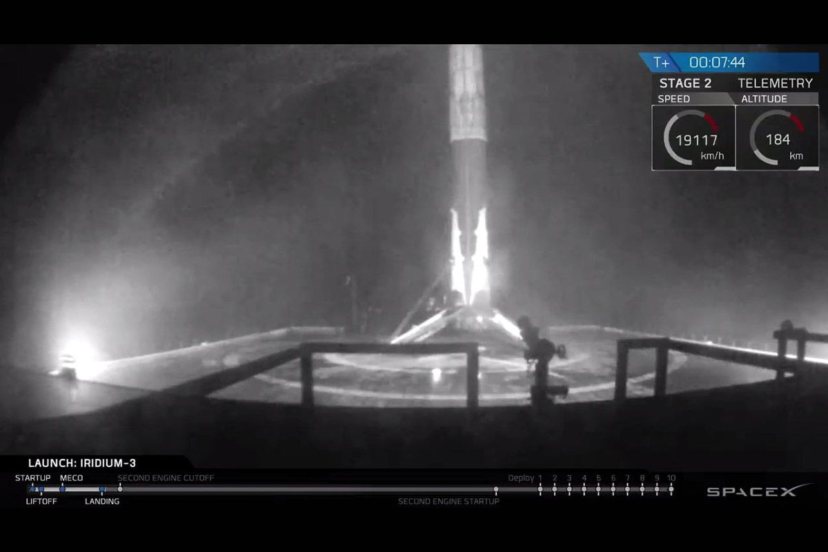 In Photos: SpaceX's Double Rocket Launches and Landings of October 2017 ...