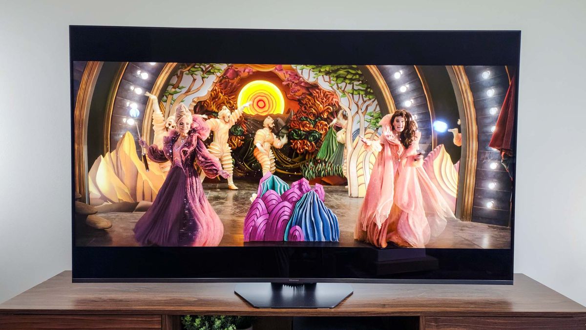 I just tested the Hisense U8QG Mini-LED TV and it’s a brightness star ...
