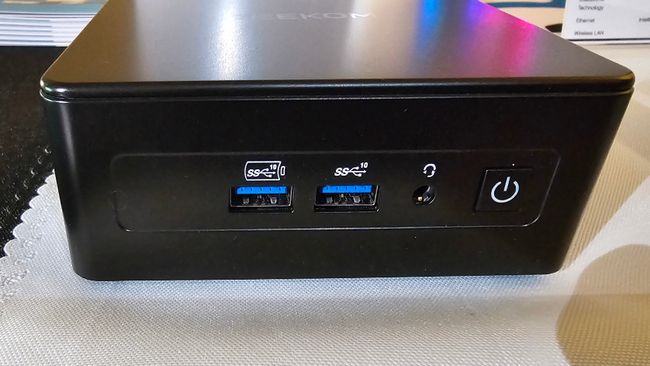 Geekom introduces new Mini PCs at CES 2025 — Snapdragon X Elite, Ryzen ...