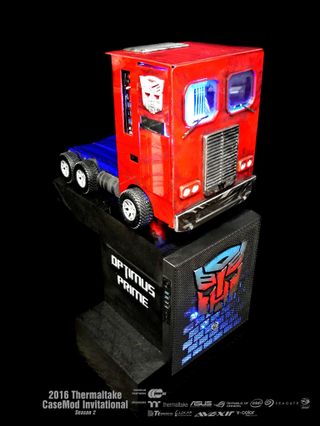 Build of the week: a transforming Optimus Prime | PC Gamer