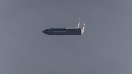 In photos: SpaceX's Starship SN9 prototype soars 10 km, crash-lands in ...