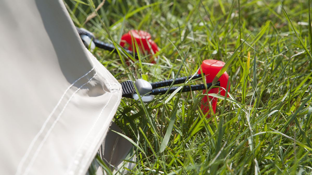 Are plastic tent pegs any good? | Advnture