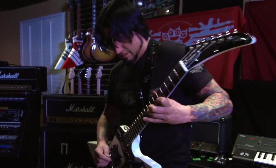 Learn Jason Hook's 'Hired Gun' Solo | Guitar World