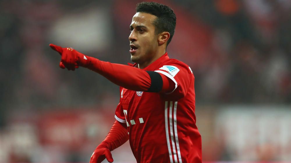 Thiago signs new Bayern Munich deal | FourFourTwo