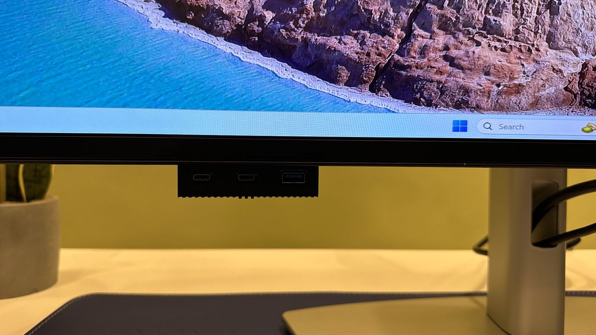 Dell UltraSharp 40 Curved Thunderbolt Hub Monitor (U4025QW) review ...