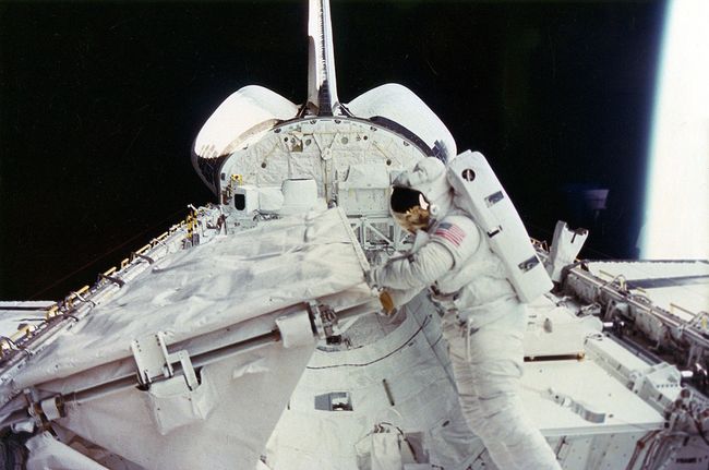 First All-Female Spacewalk Has Link to First US Woman to Walk in Space ...