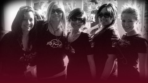 The PMS Clan blazed a trail for women in competitive gaming | PC Gamer