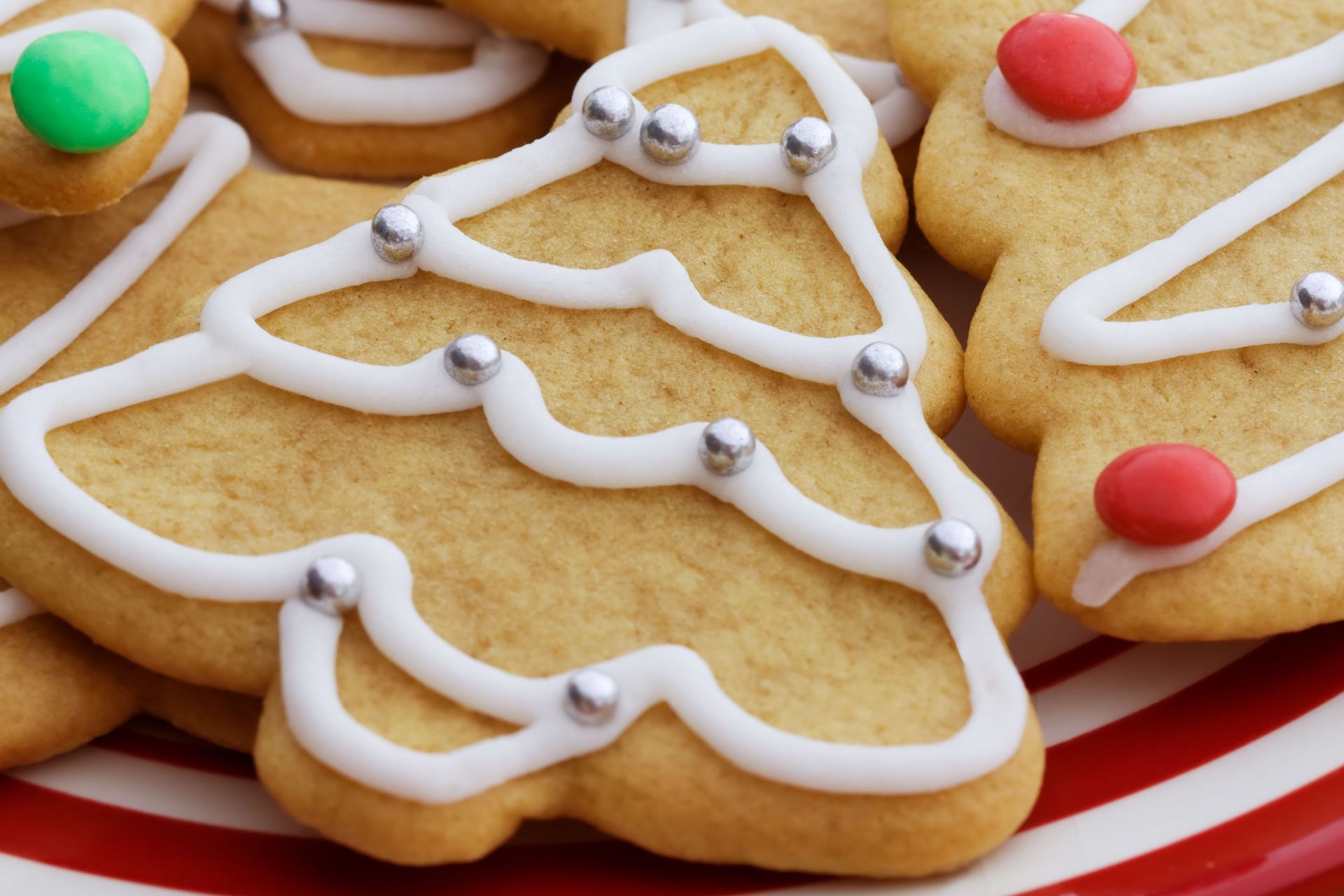 20 easy Christmas cookies and Christmas biscuit recipes | GoodtoKnow