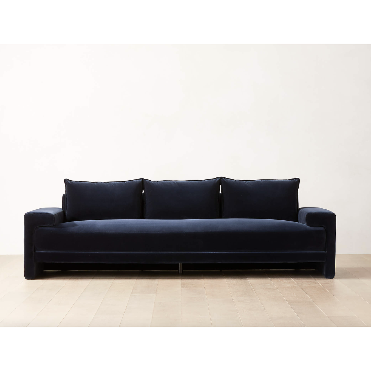 The 12 best couches and sofas chosen by Livingetc's editors | Livingetc