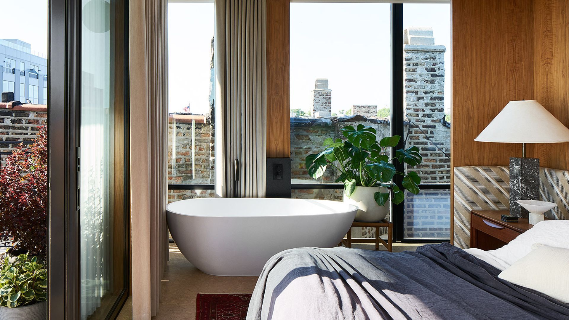 10 Monstera Ideas for Decorating With This Tropical Plant | Livingetc