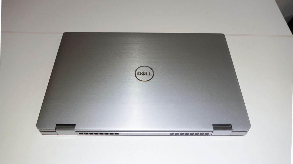 Dell Latitude 9520 2-in-1 review | Laptop Mag
