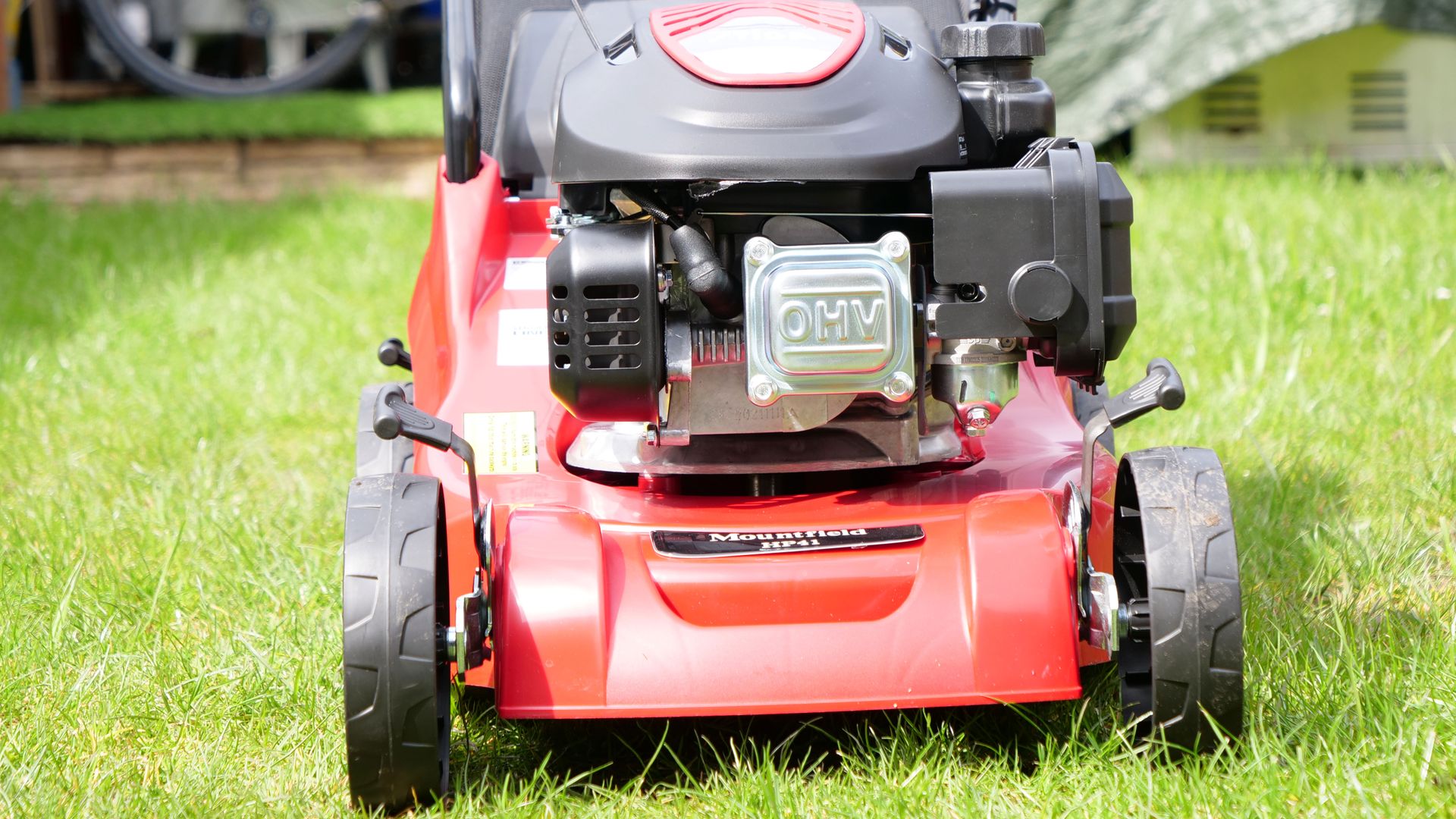 Mountfield HP41 Hand Propelled Petrol Lawnmower Review | Homebuilding