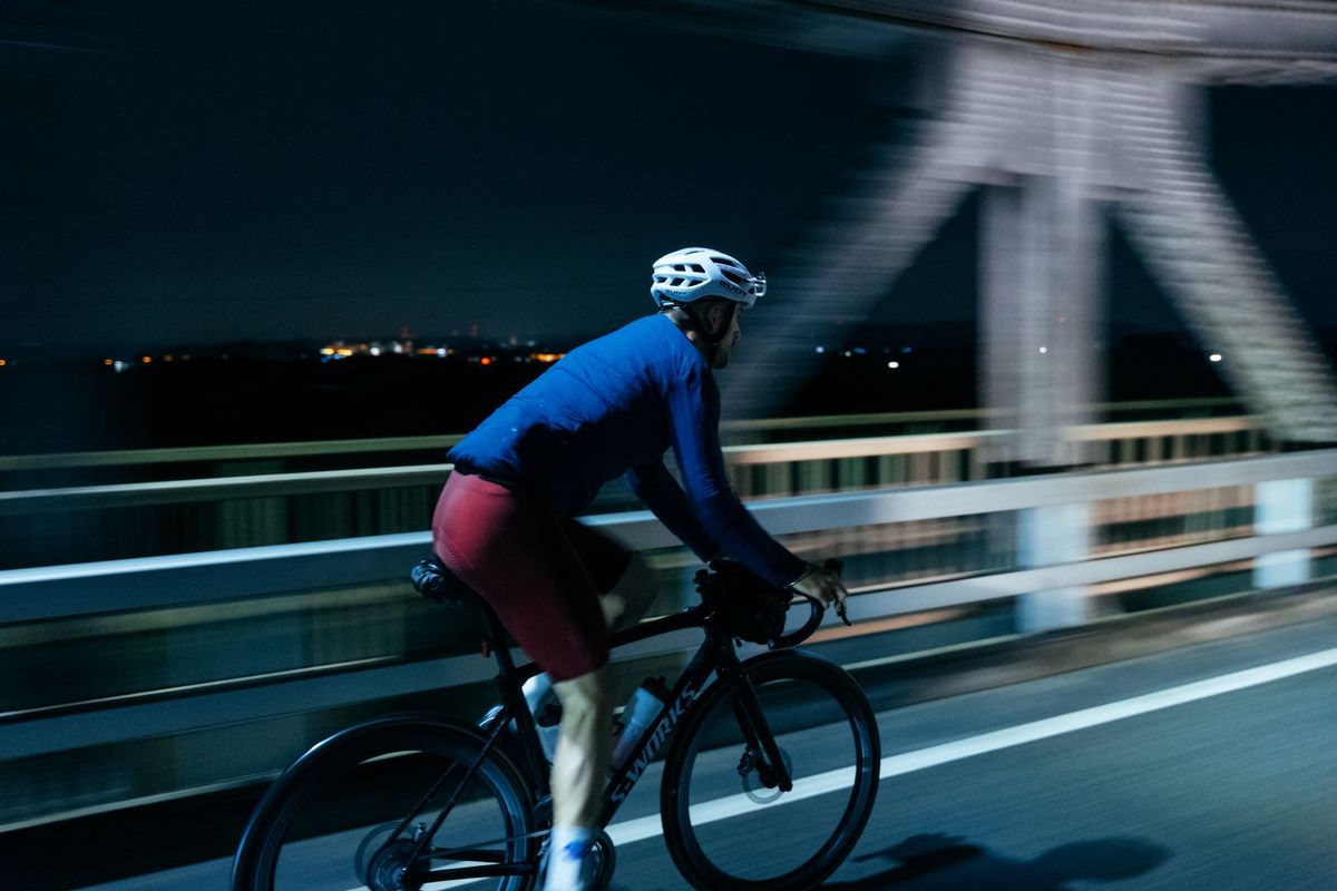 Ultra-cyclist Jack Thompson breaks new long-distance record on 520km ...