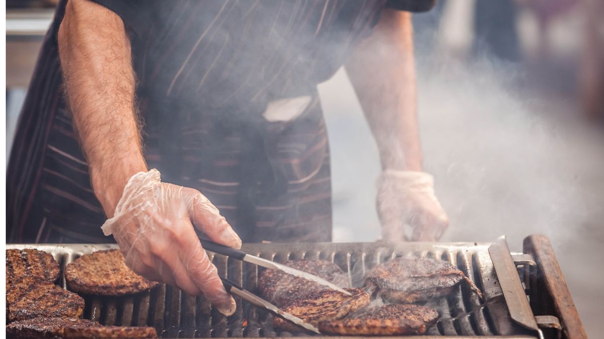 11 grilling tips and tricks to master your backyard cook-outs | Tom's Guide