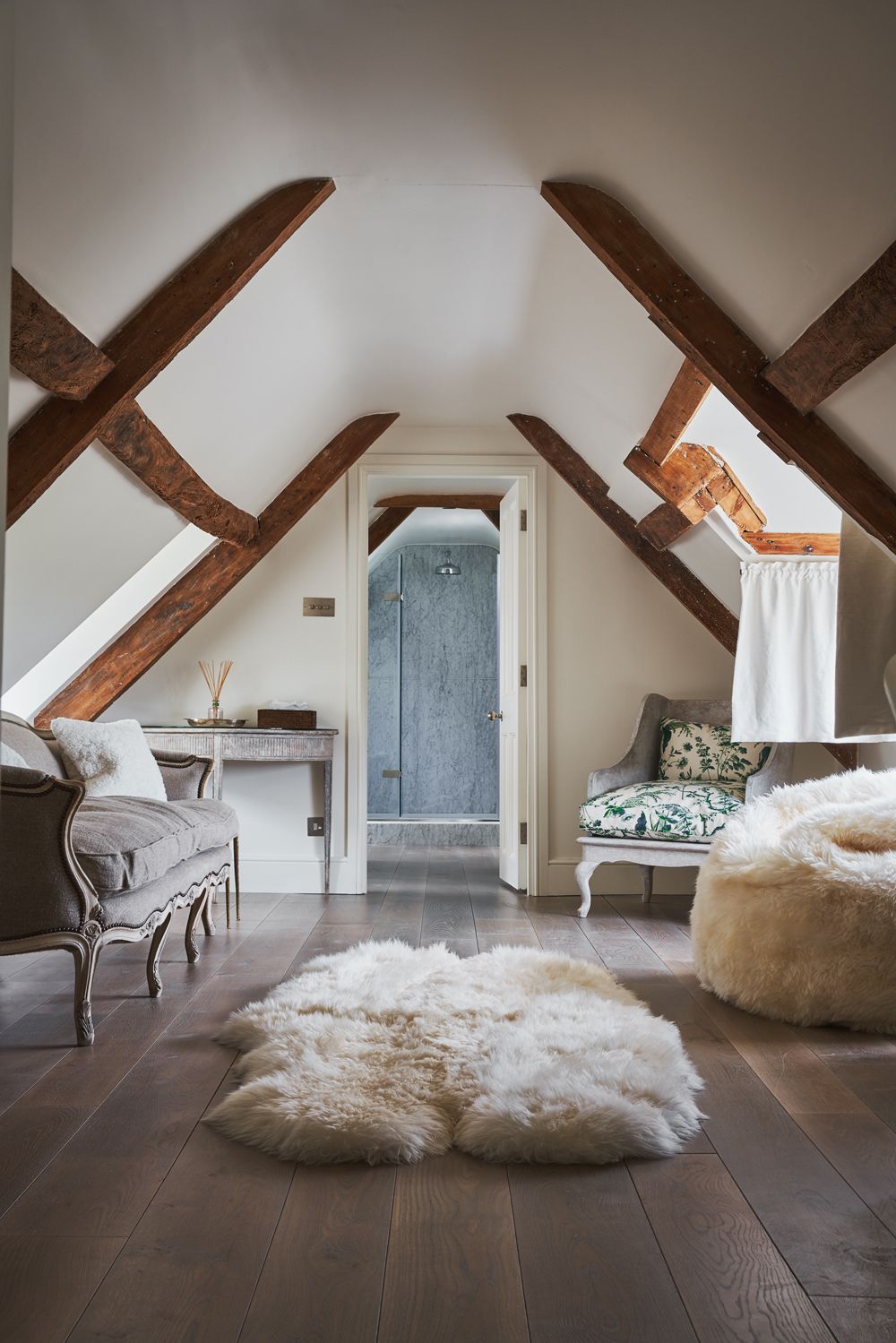 Secrets To A Better Night's Sleep with Thyme's Caryn Hibbert