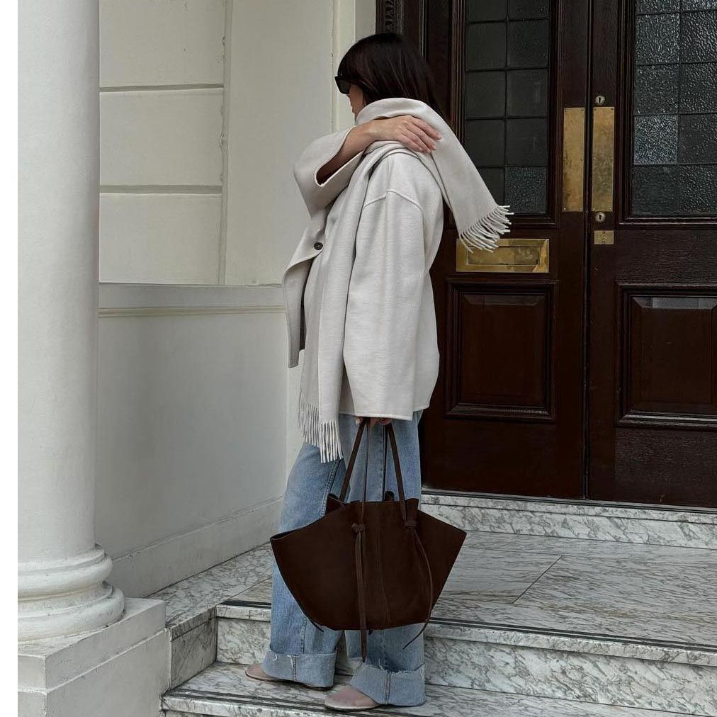 11 Classic European Outfits That Radiate Elegance and Good Taste | Who ...