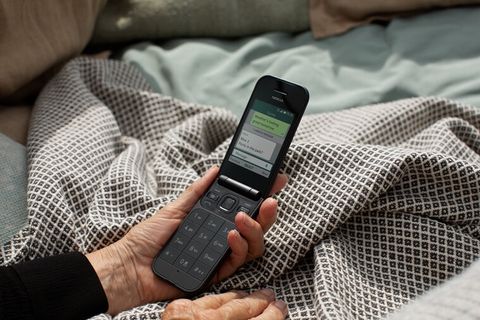 Nokia just reinvented the cheap flip phone with Google Assistant | Tom ...