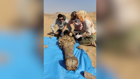 'Exceptional' discovery reveals more than 30 ancient Egyptian tombs ...