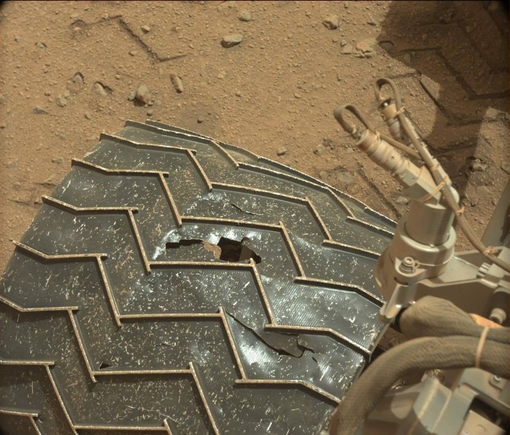 How Wheel Damage Affects Mars Rover Curiosity's Mission | Space
