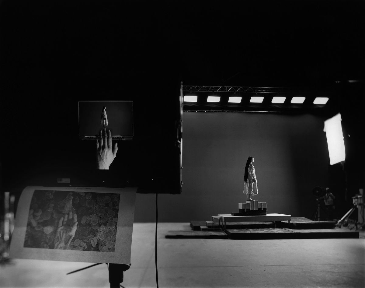 Poor Things director captures the surreal life on set of the Oscar ...
