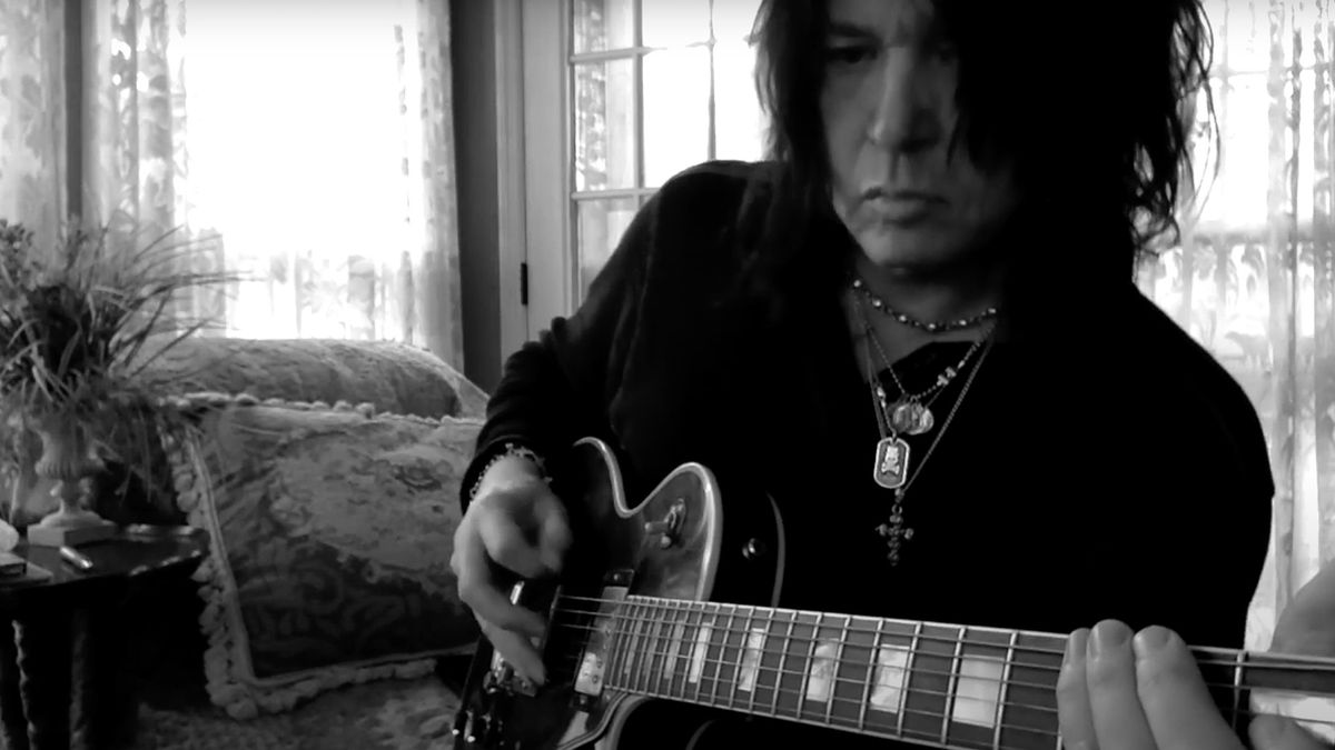Sick Riffs: Tom Keifer teaches you Hype's down-tuned, single-string ...