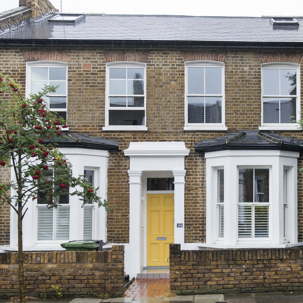 What is an easement? Read this homebuyer’s guide | Ideal Home