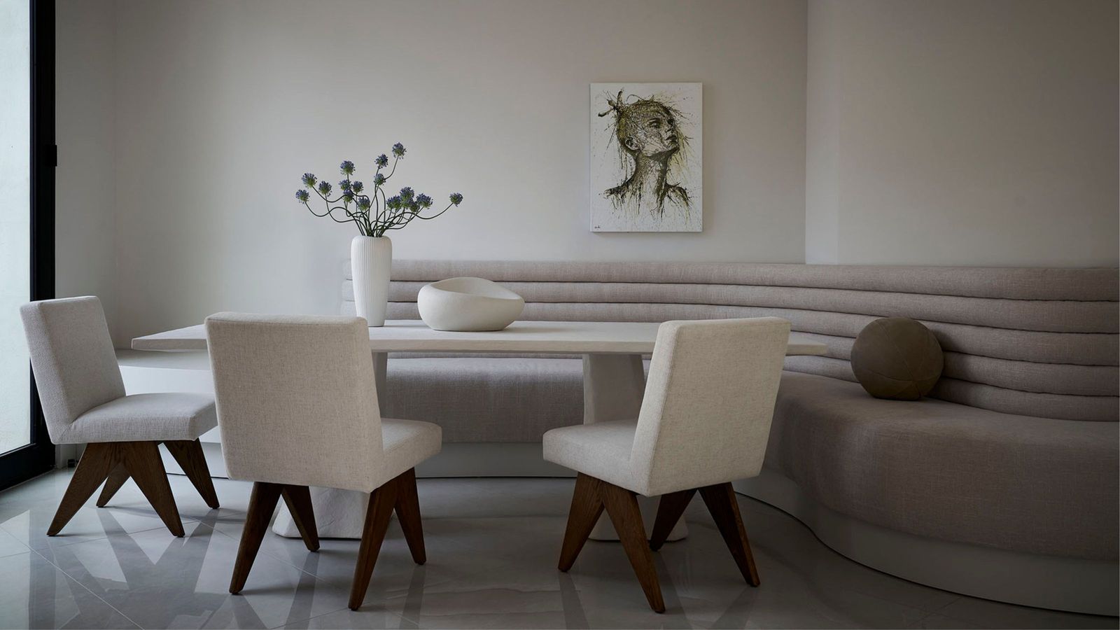 Minimalist Interior Design — Behind the Pared-Back Philosophy | Livingetc