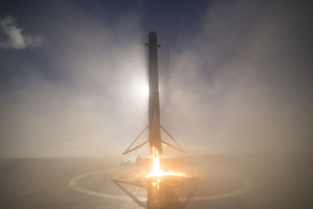 These SpaceX Rocket Landing Photos Are Simply Jaw-Dropping | Space