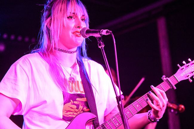 Jasmine.4.t on working with boygenius & borrowing their baritone | Guitar World