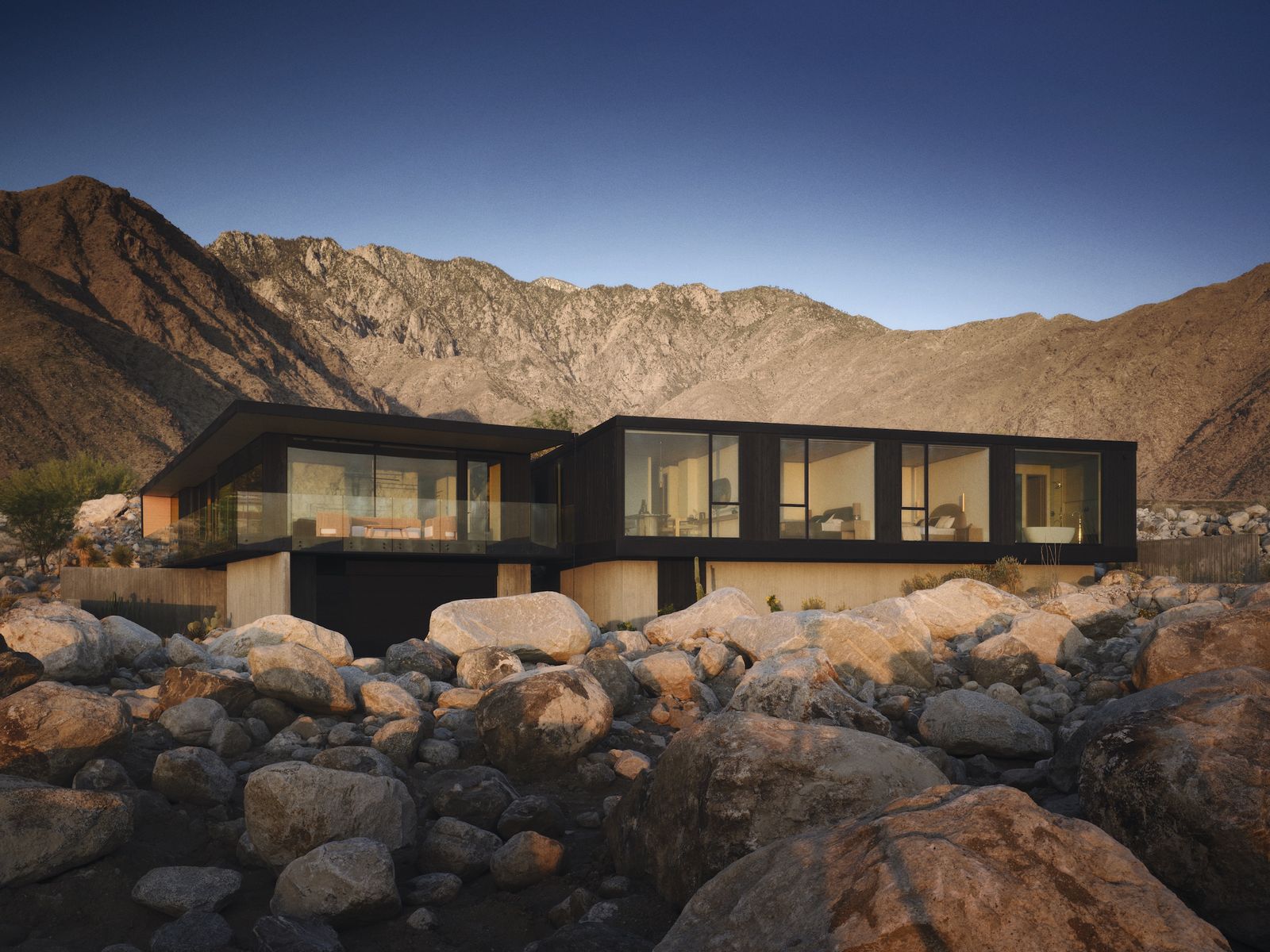 Tour a cinematic modern desert house in Palm Springs, California ...