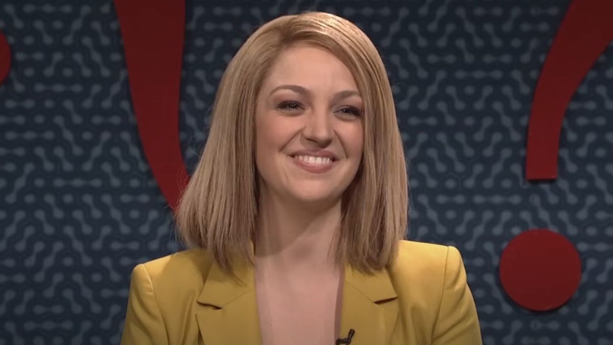 Abby Elliott Has Thoughts On Her SNL Stint And Why Being On The Show ...