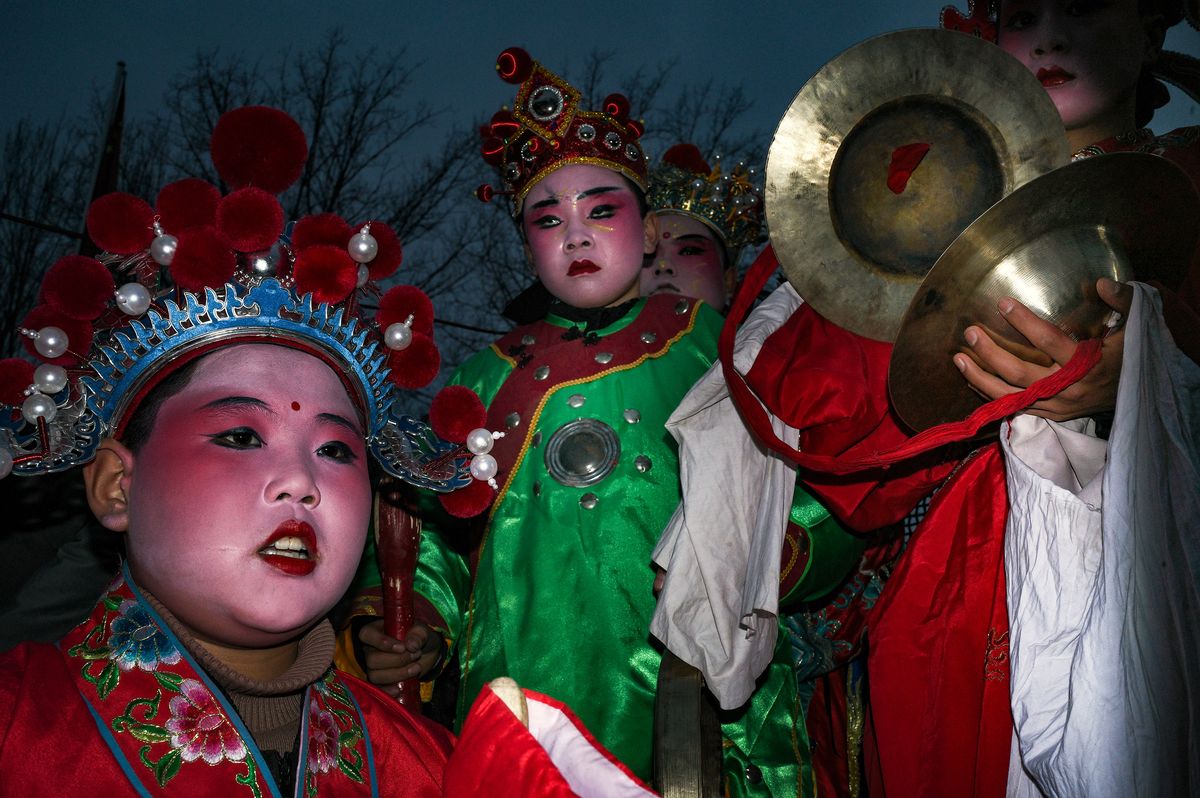 Chris Yan's photo series about a Chinese New Year festival is a ...