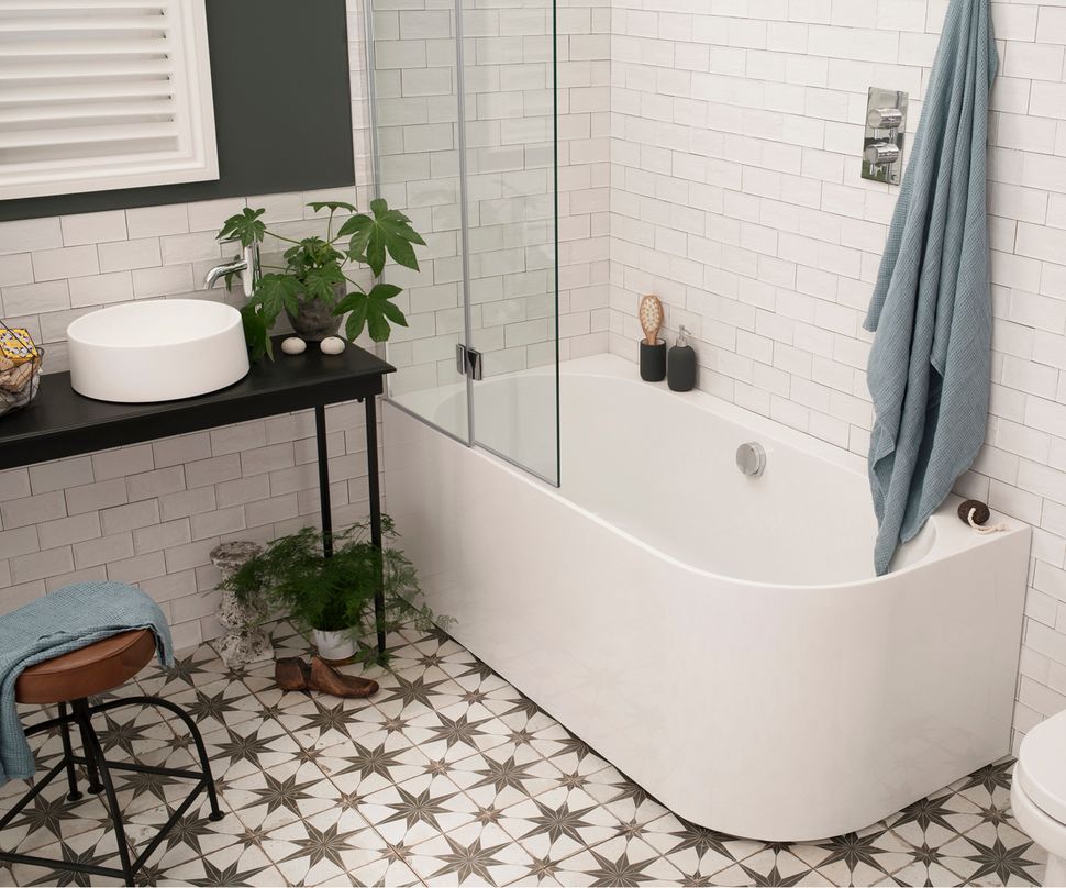 23 small ensuite ideas that transform tiny into tremendous | Homebuilding