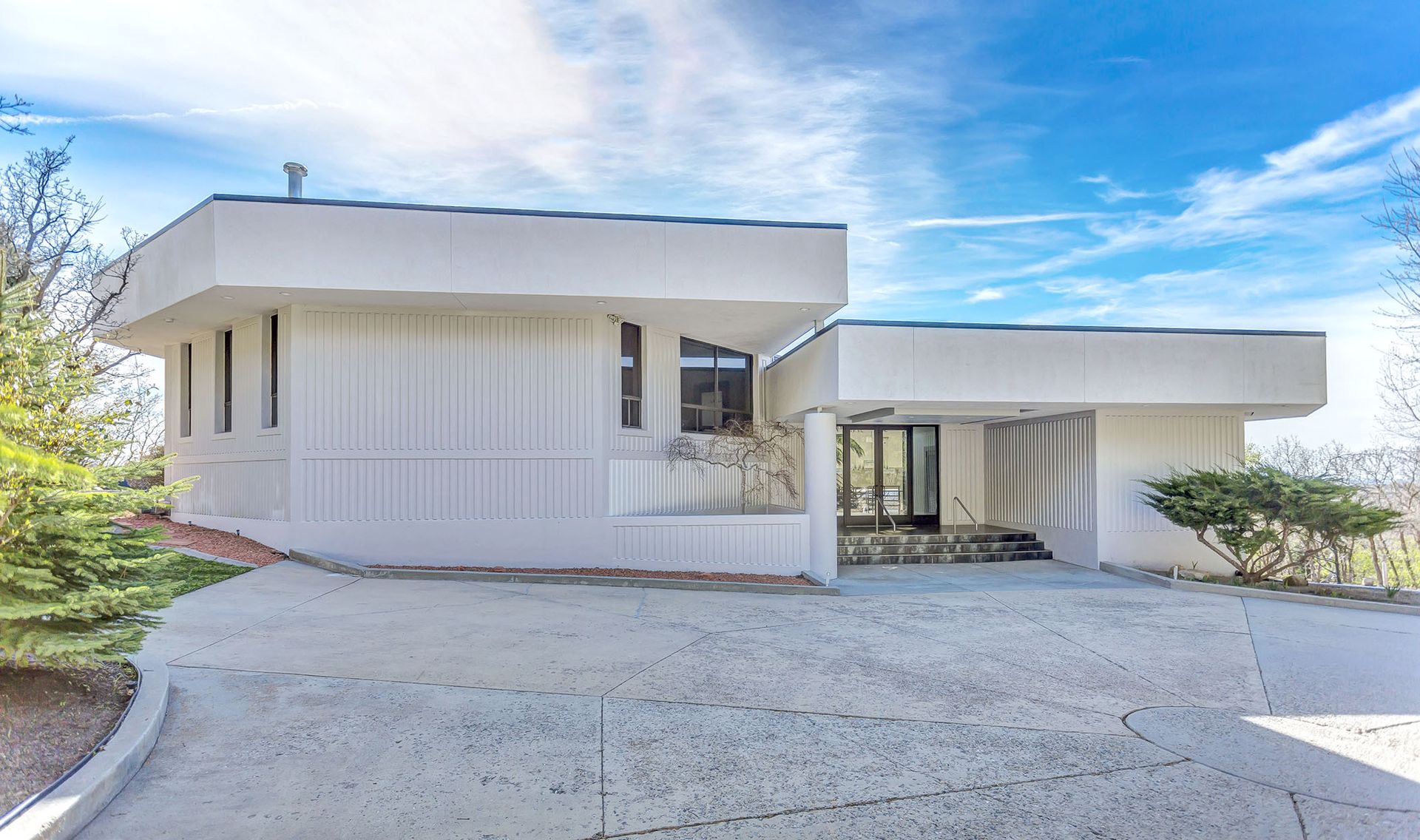 Here are 7 gorgeous '80s-era homes for sale | The Week