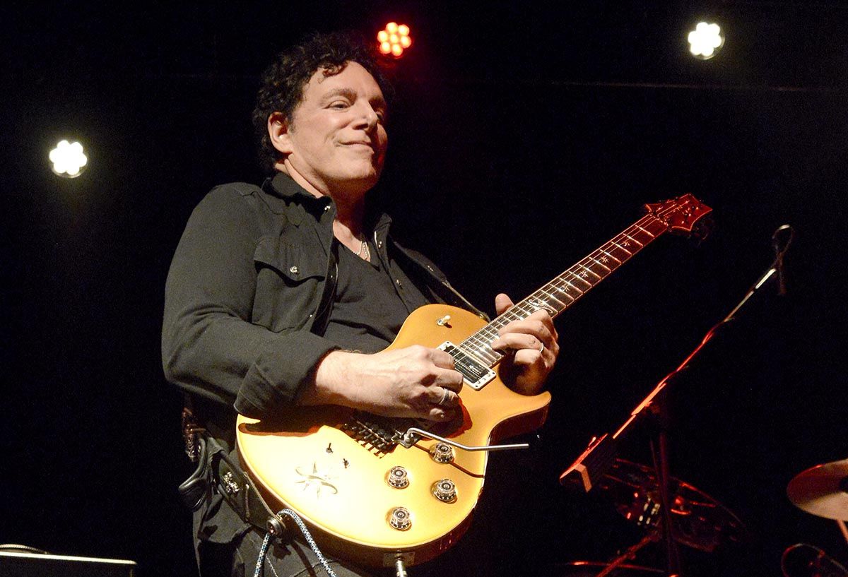 Neal Schon on Finding His Voice as an Instrumentalist, Learning Groove ...